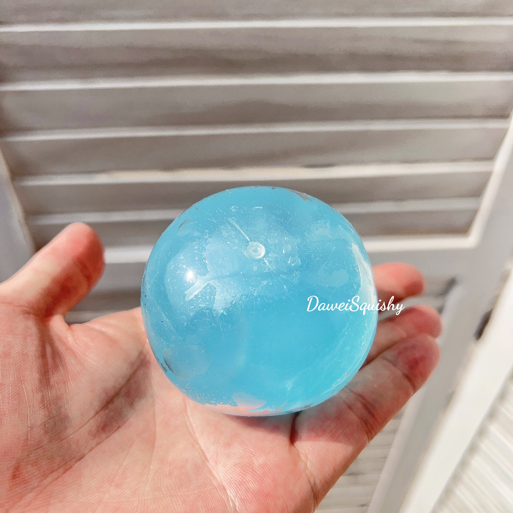 COCONUT OIL STRESS BALL – My Store